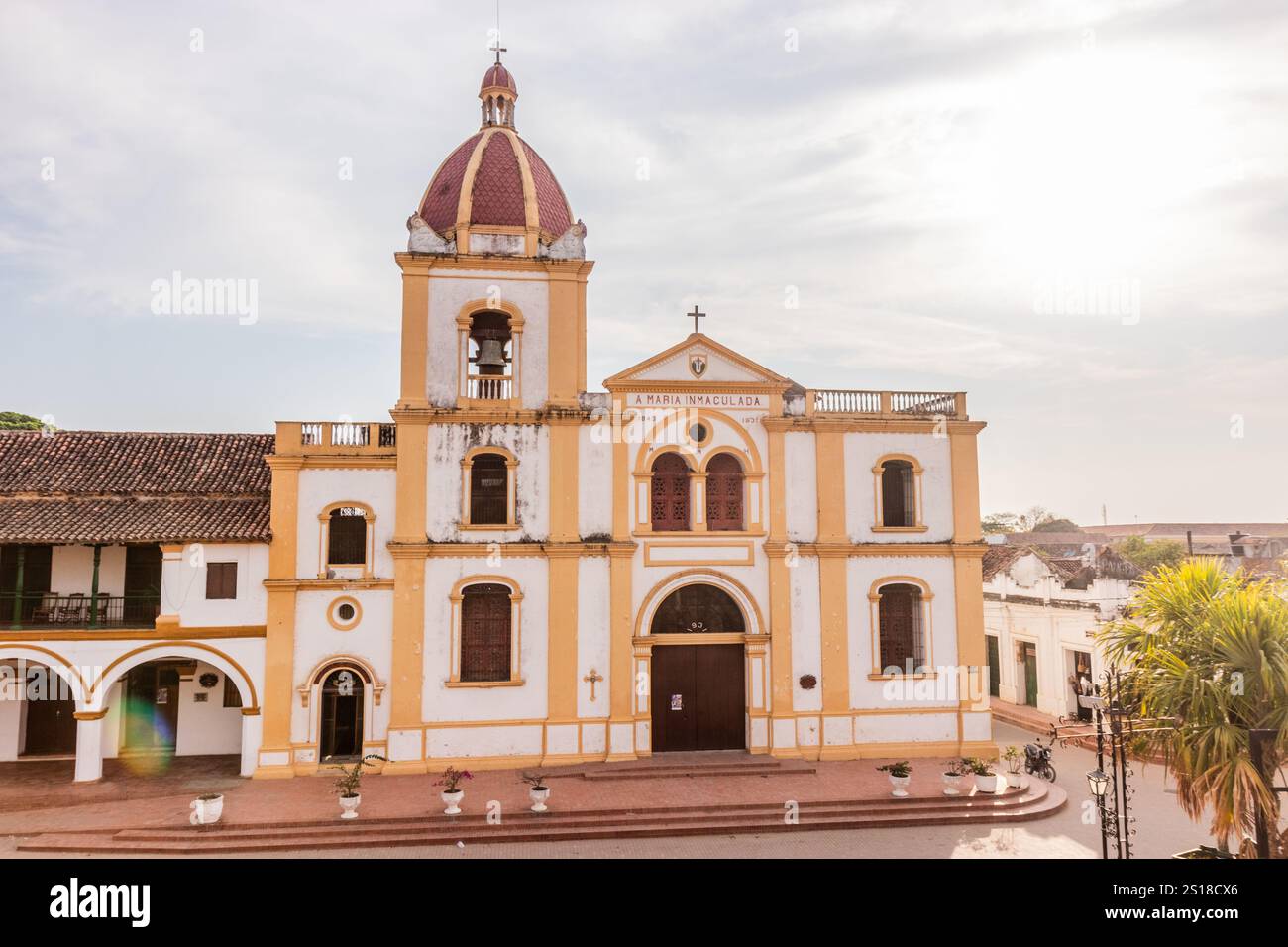 Inmaculada Concepcion church in Santa Cruz de Mompox, Colombia Stock Photo - Alamy