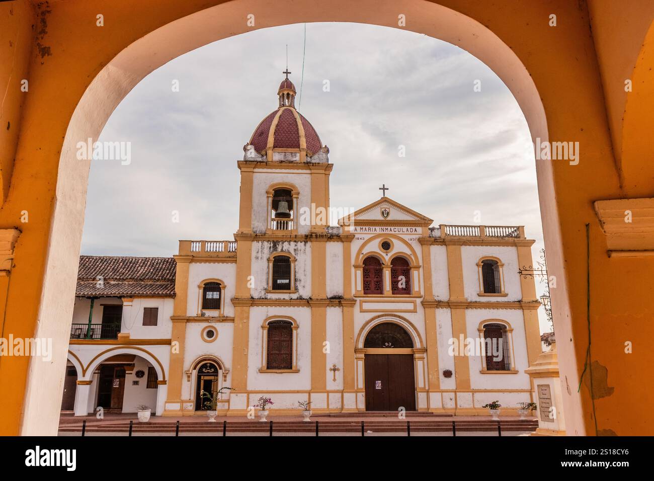 Inmaculada Concepcion church in Santa Cruz de Mompox, Colombia Stock Photo - Alamy