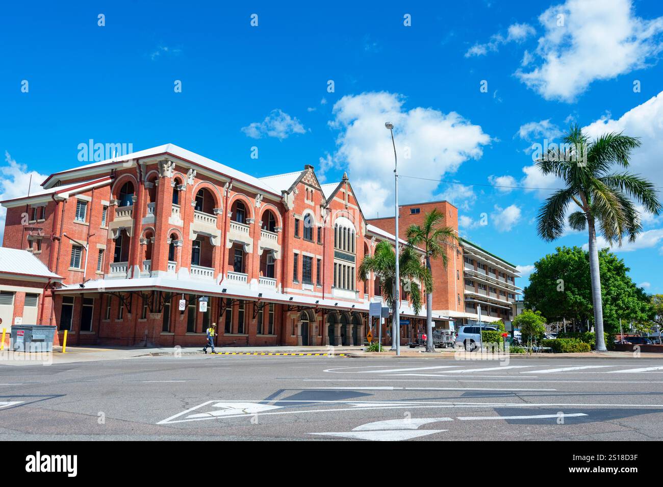 Exterior of the old railway station in Flinders Street, City of ...