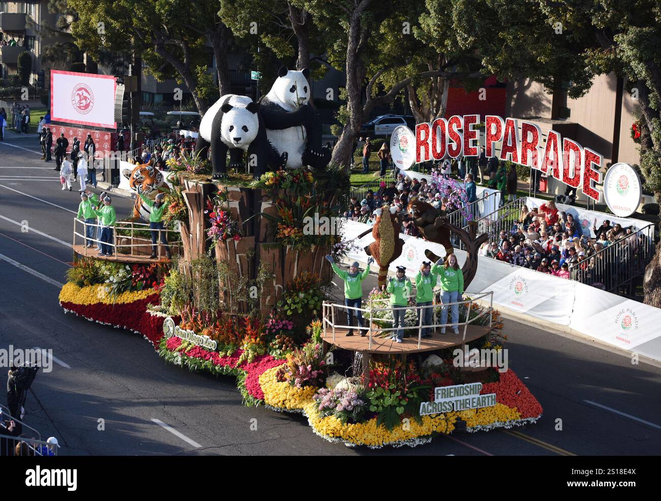 Pasadena, USA.1st January 2025. The San Diego Zoo float travels along ...