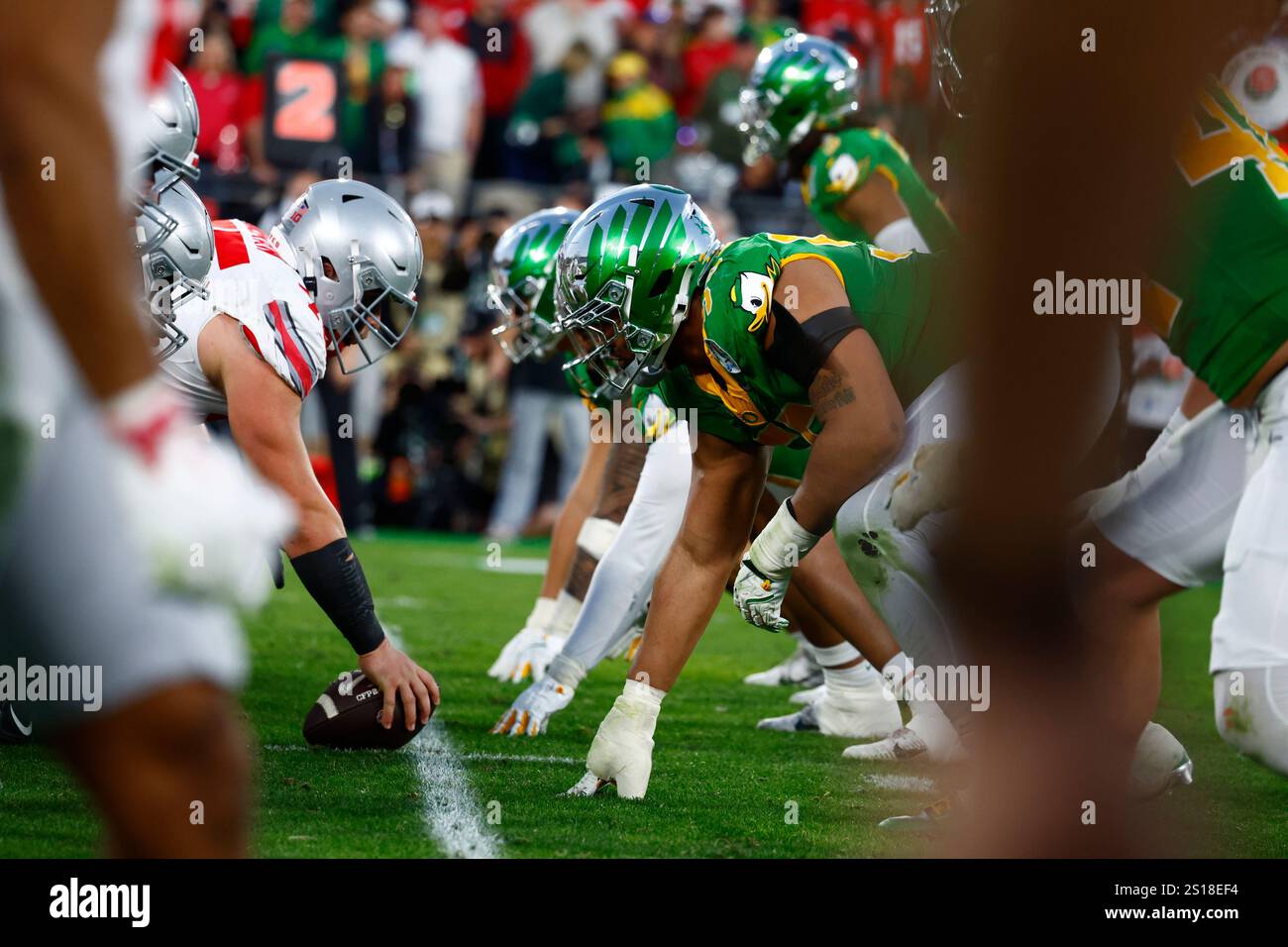 PASADENA, CA - JANUARY 01: Line of scrimmage between the Ohio State ...