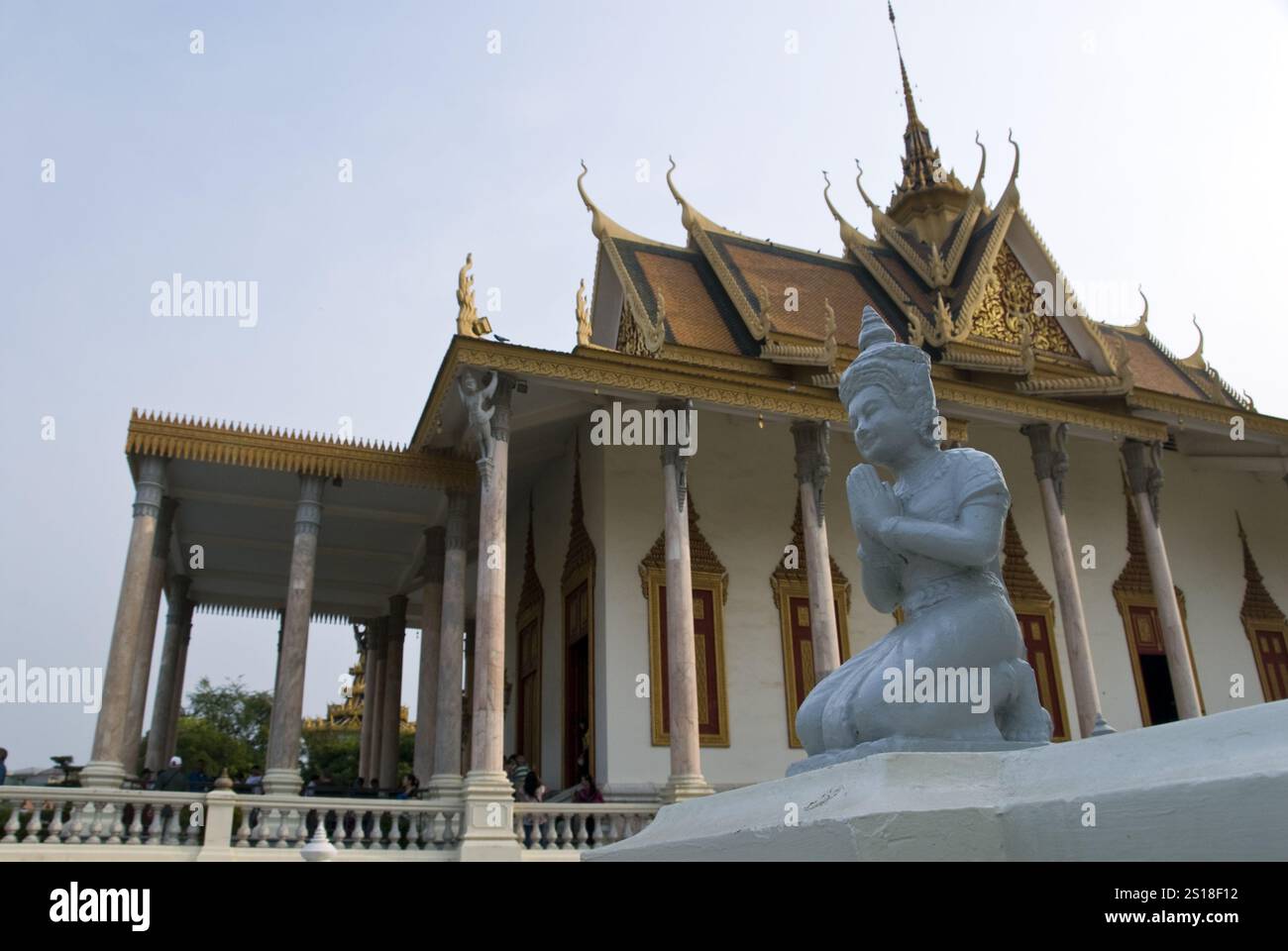 The Silver Pagoda (Wat Preah Keo) in the Royal Palace complex, Phnom ...