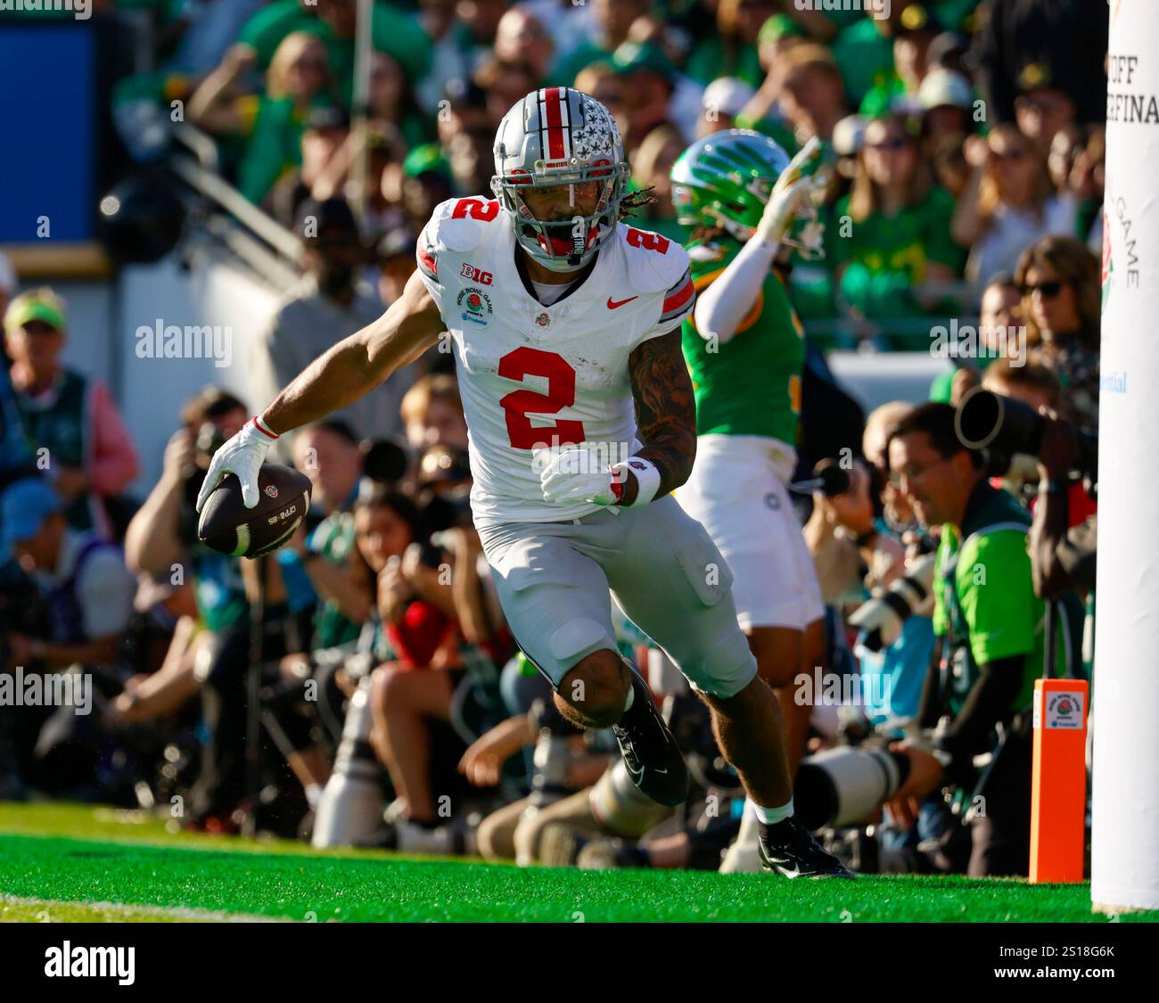 Pasadena, California, USA. 01st Jan, 2025. Ohio State Buckeyes wide ...