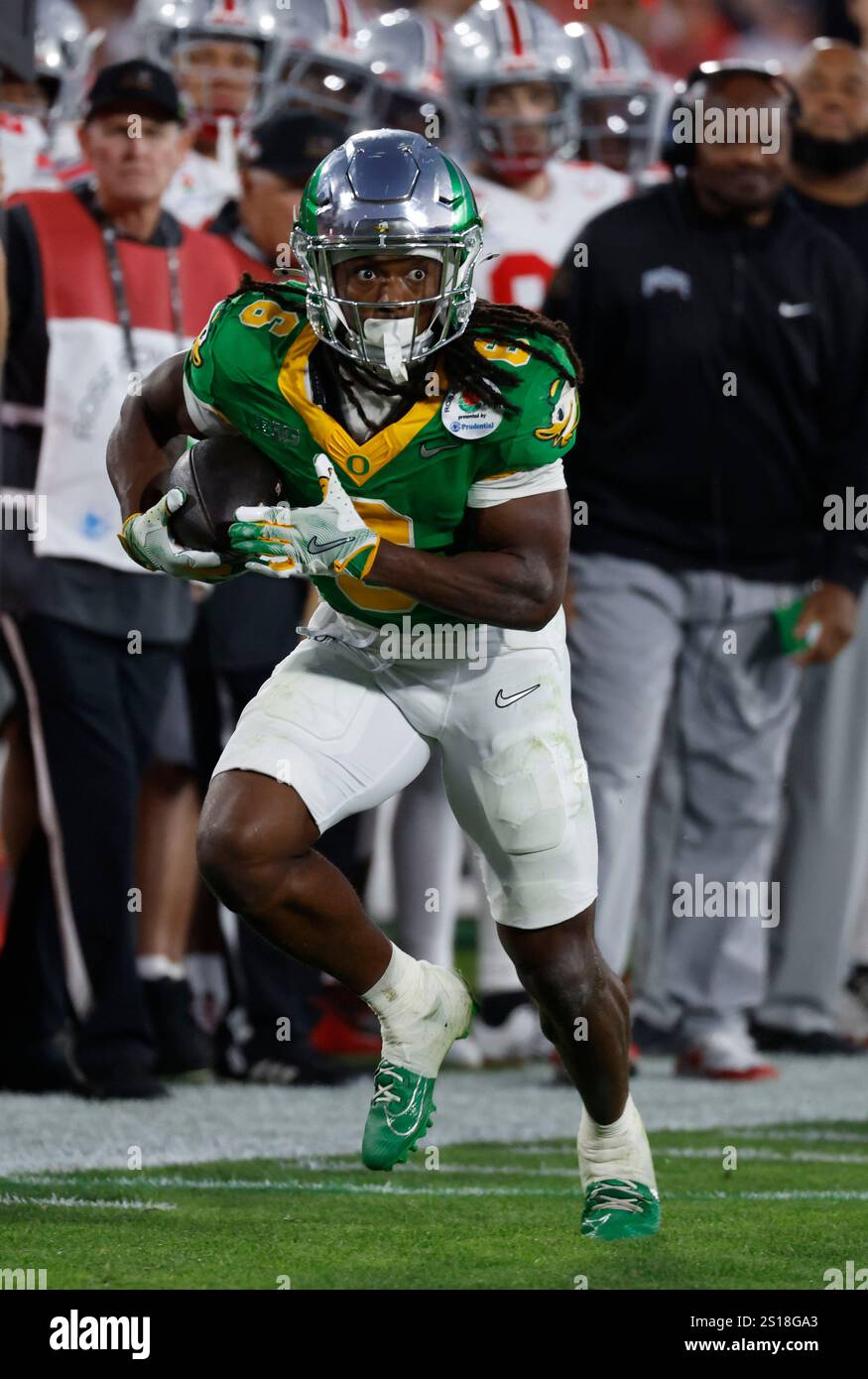 January 01, 2025 Oregon Ducks running back Noah Whittington (6) carries ...