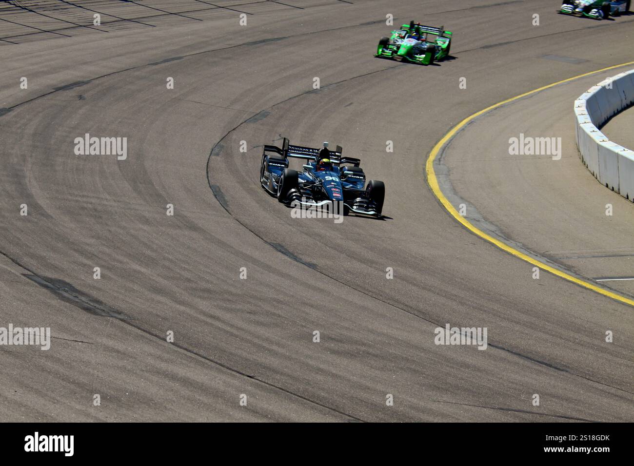 Newton, Iowa USA - July 17, 2015: Verizon IndyCar Series Iowa Corn Indy ...