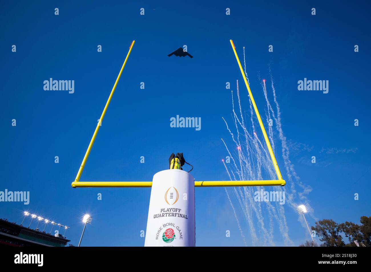 Los Angeles, California, USA. 1st Jan, 2025. An United Air Force B-2 ...