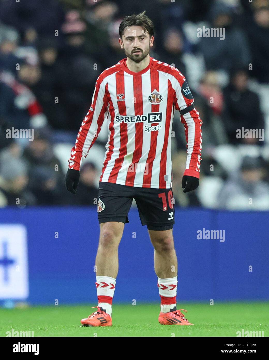 Sunderland, UK. 02nd Jan, 2025. Patrick Roberts of Sunderland during ...
