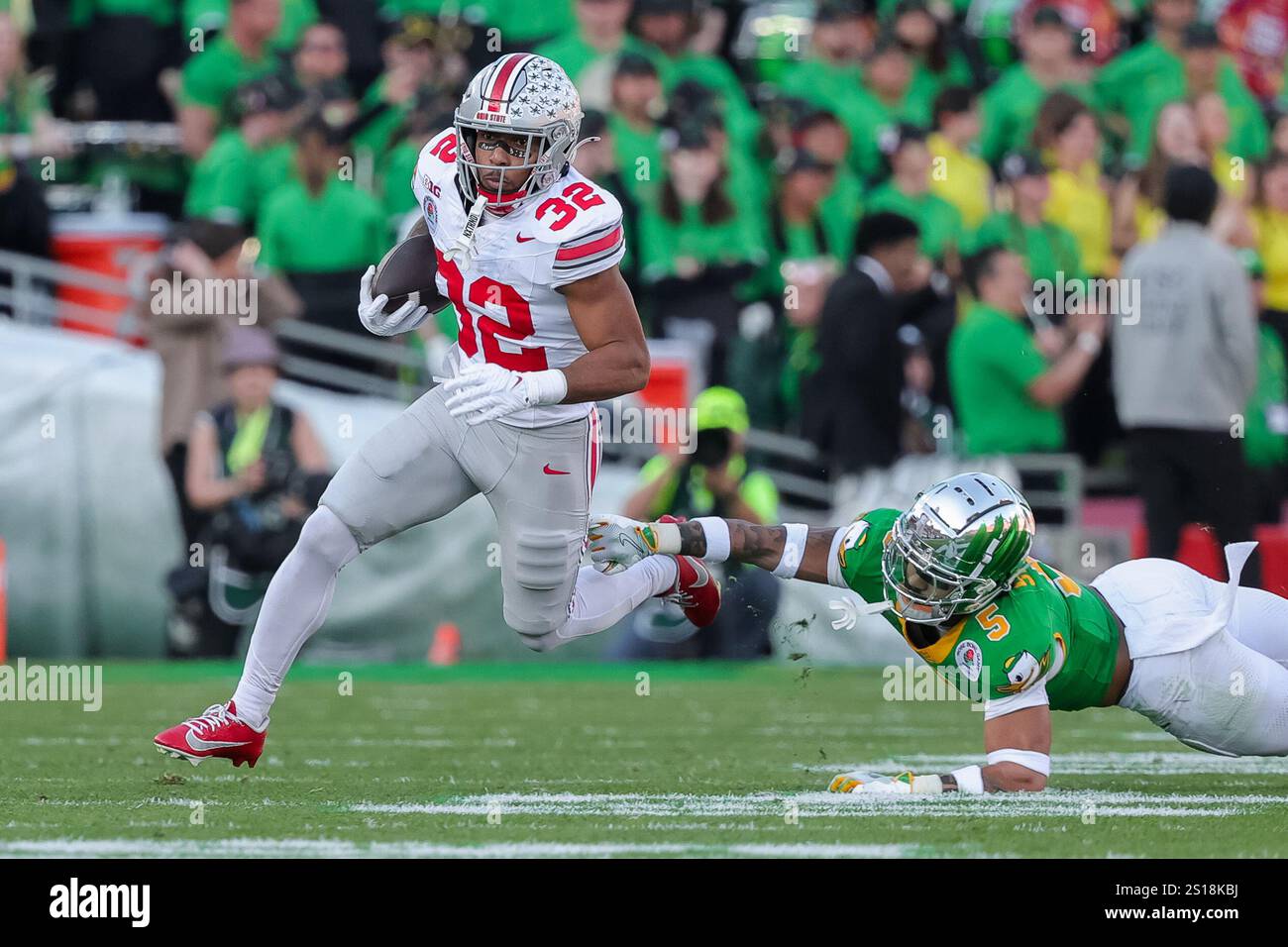 January 1, 2025, Pasadena, California, U.S: Ohio State Buckeyes running ...