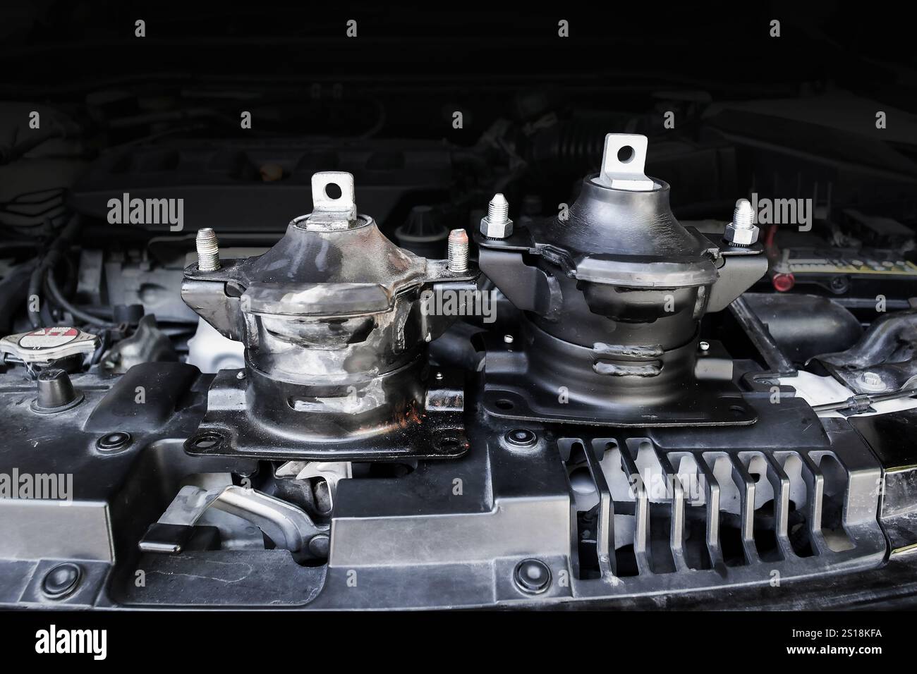 Car engine mount comparison , rubber engine mount reduce shock in the ...