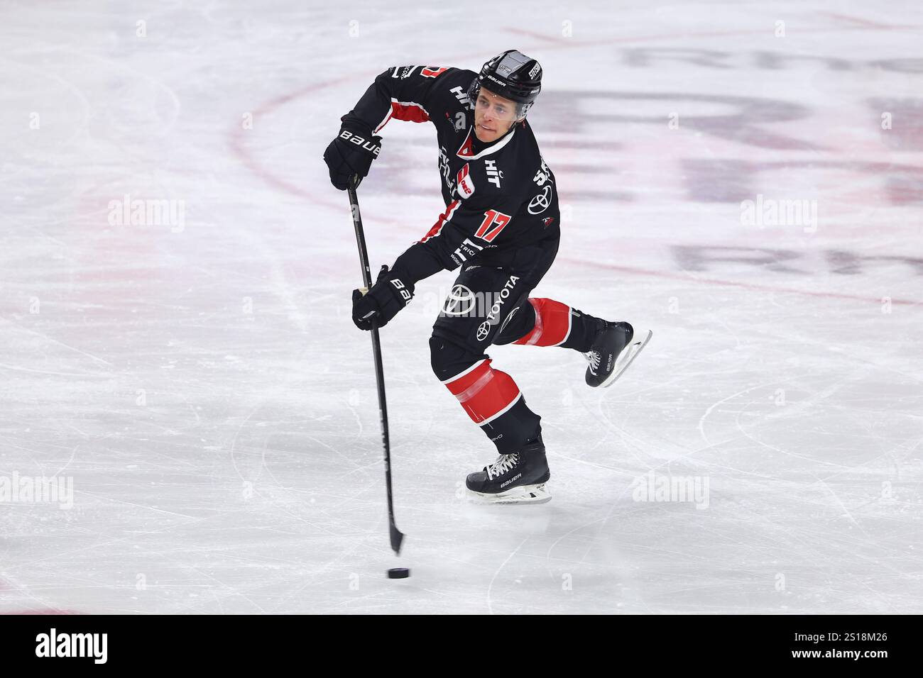 Jan-Luca Sennhenn (Koeln) Koelner Haie vs Loewen Frankfurt, Eishockey ...