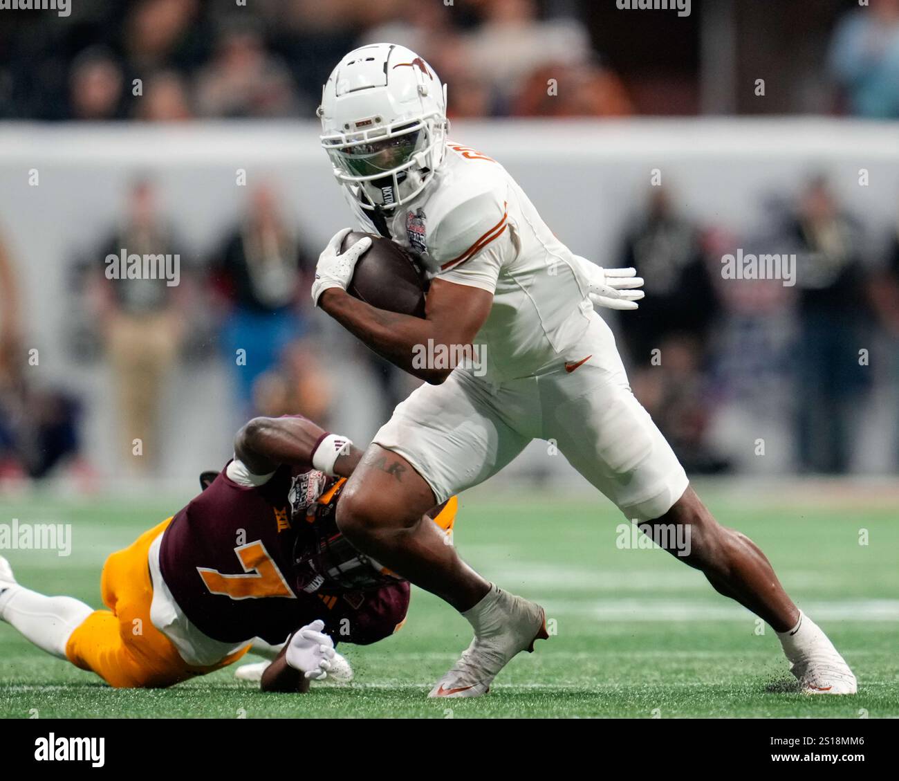 Wide receiver Matthew Golden (Texas Longhorns, #2) runs through the ...