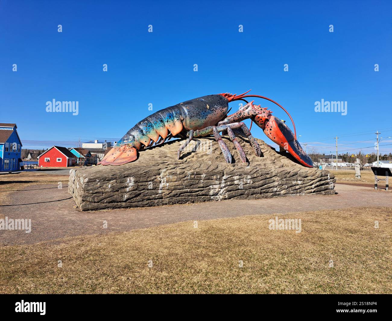 World's largest lobster sculpture in Shediac, New Brunswick, Canada ...