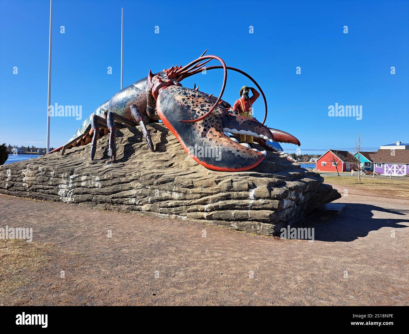 World's largest lobster sculpture in Shediac, New Brunswick, Canada ...