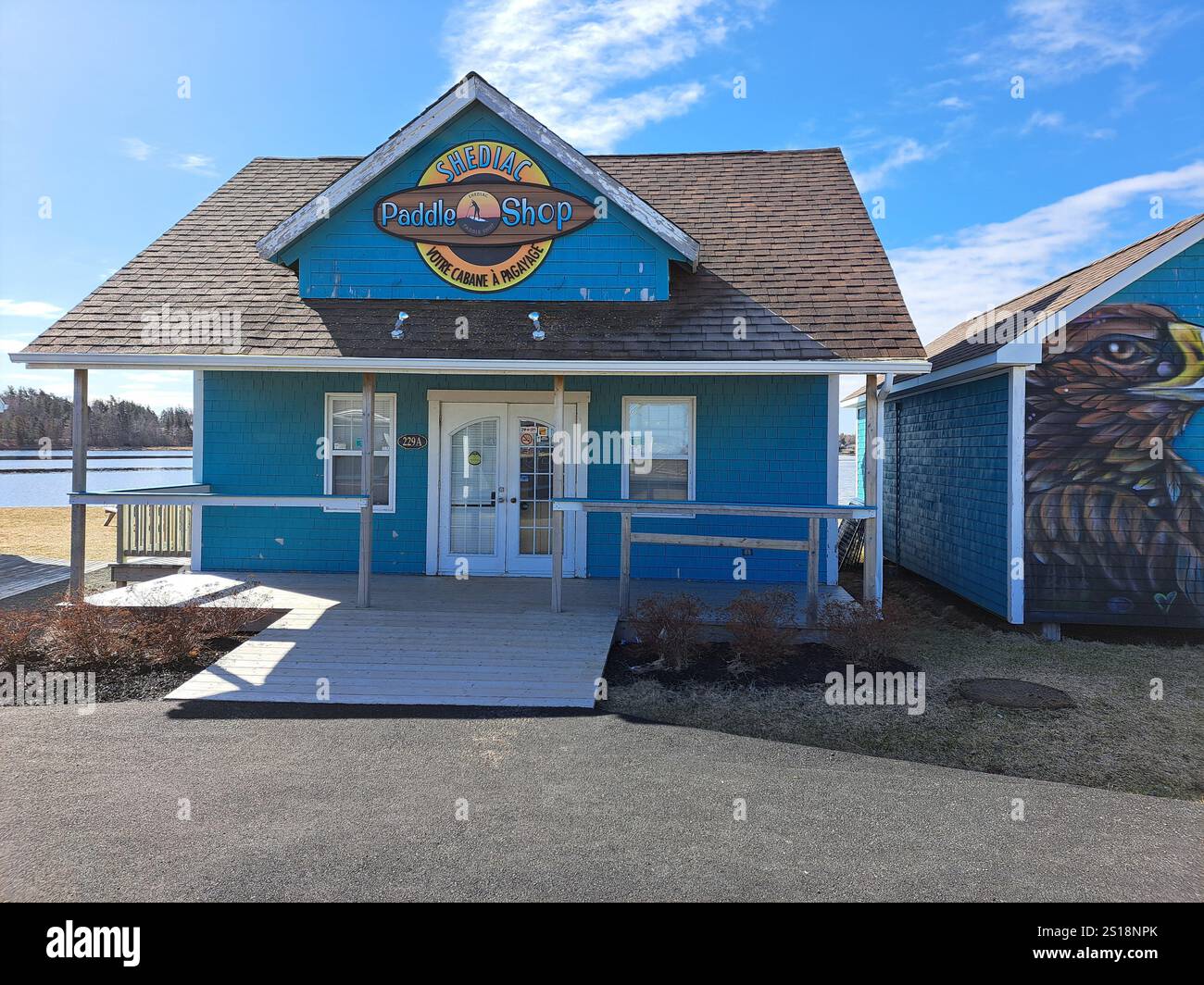 Paddle and shop hi-res stock photography and images - Alamy