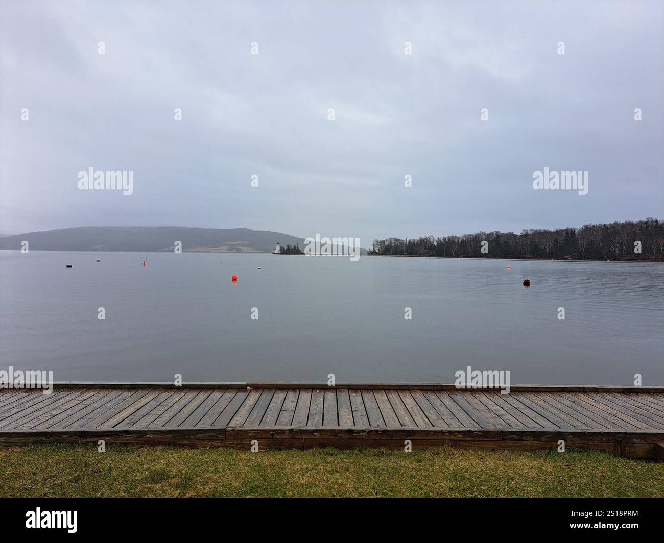 Bras dor lake hi-res stock photography and images - Alamy