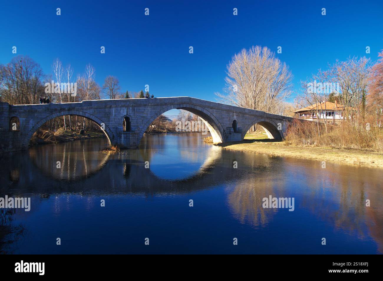 Old stone bridge Stock Photo - Alamy