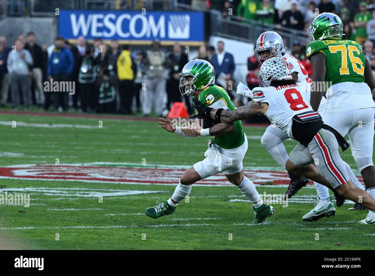 PASADENA, CA - JANUARY 01: Quarterback Dillon Gabriel #8 of the Oregon ...