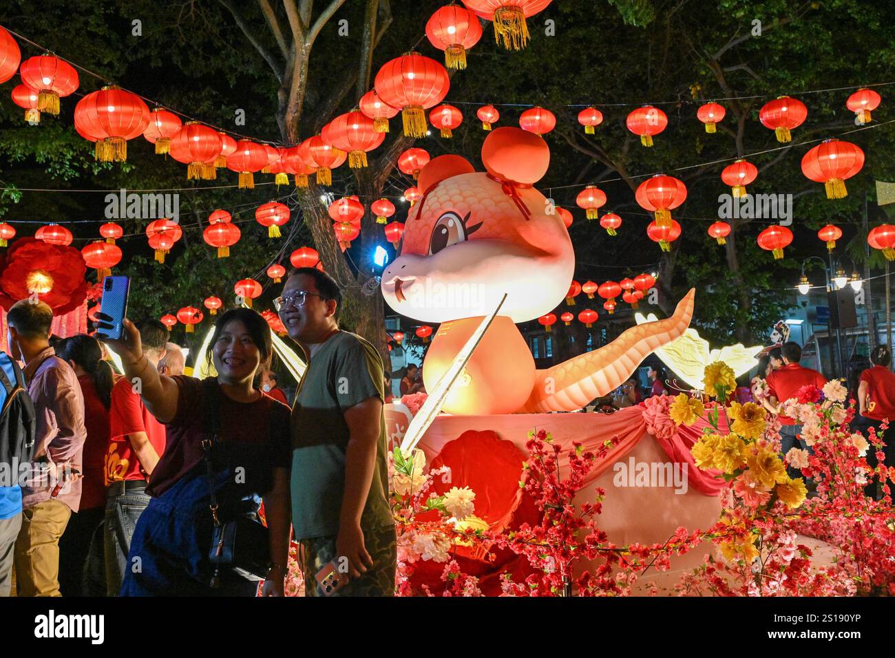 George Town, Malaysia. 1st Jan, 2025. People visit the lighting ...