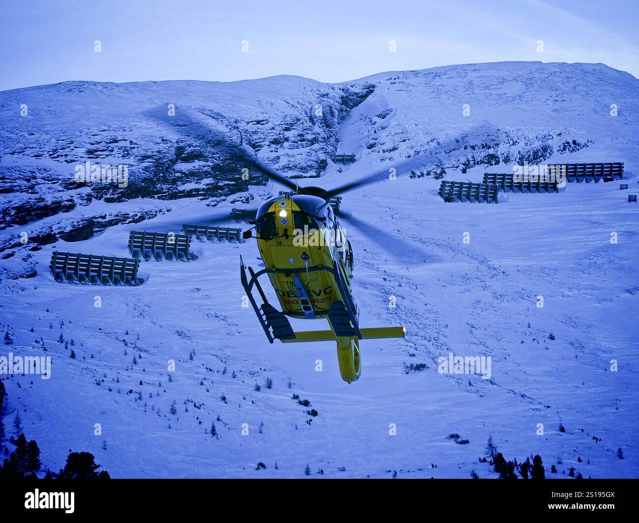 air rescue service air helicopter saving lives of people air rescue ...