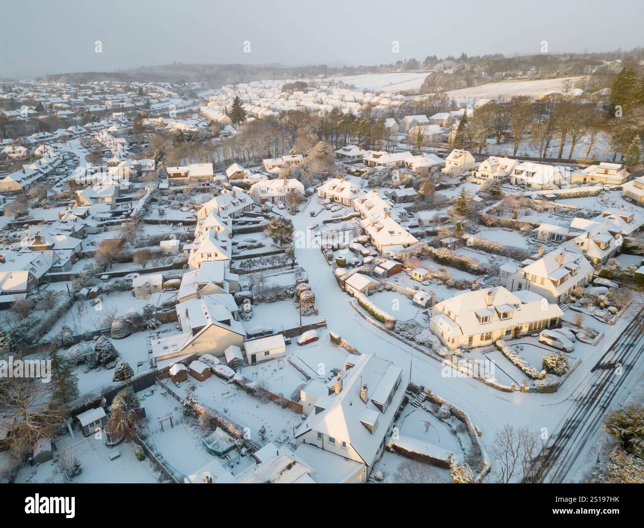 UK Weather. Aberdeen, overnight snowfall across Scotland. Credit Paul ...