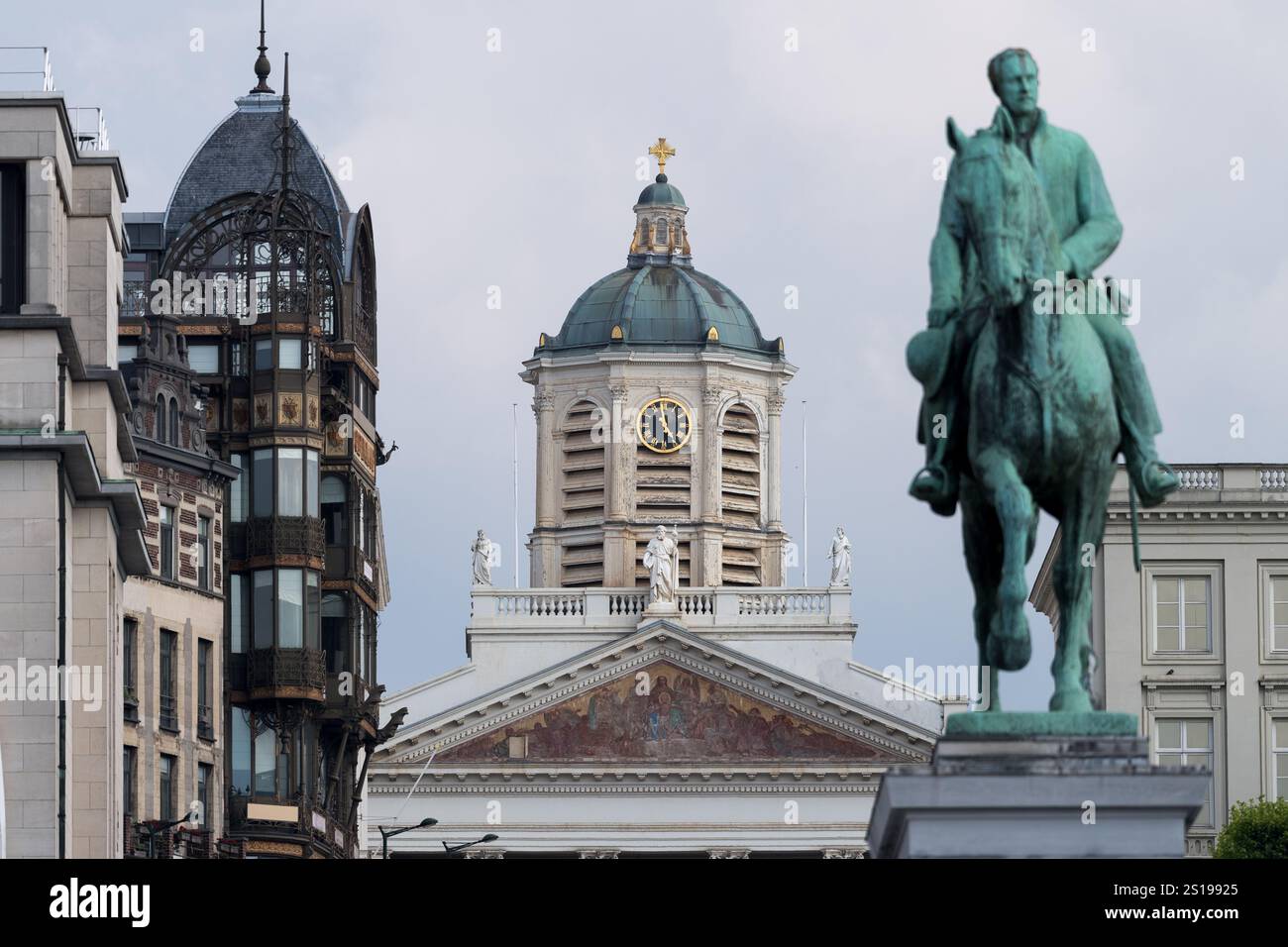 Statue equestre d'Albert I / Ruiterstandbeeld van Albert I (Equestrian ...
