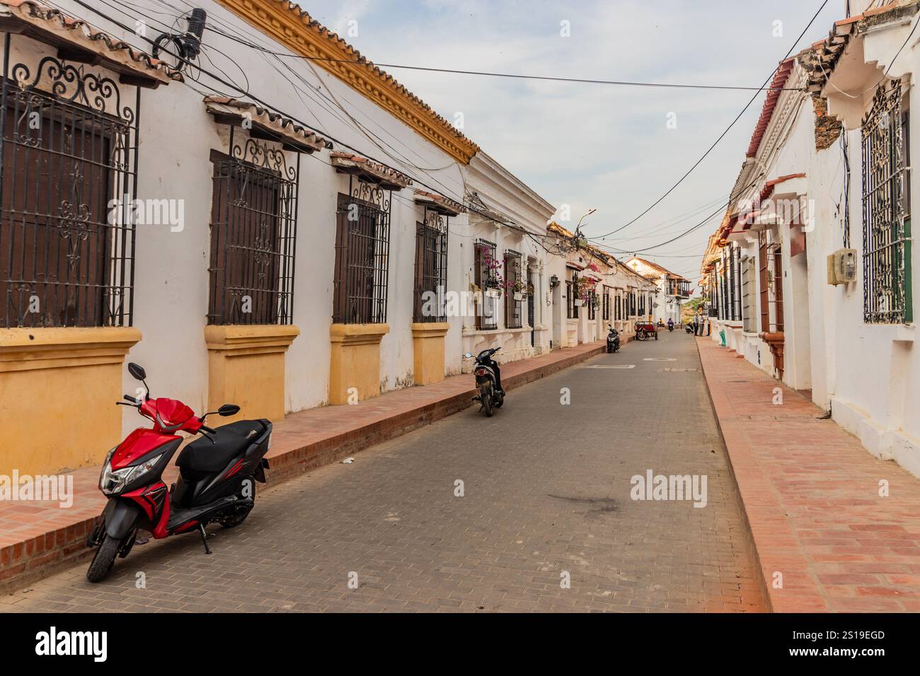 Colonial street in Santa Cruz de Mompox, Colombia Stock Photo - Alamy