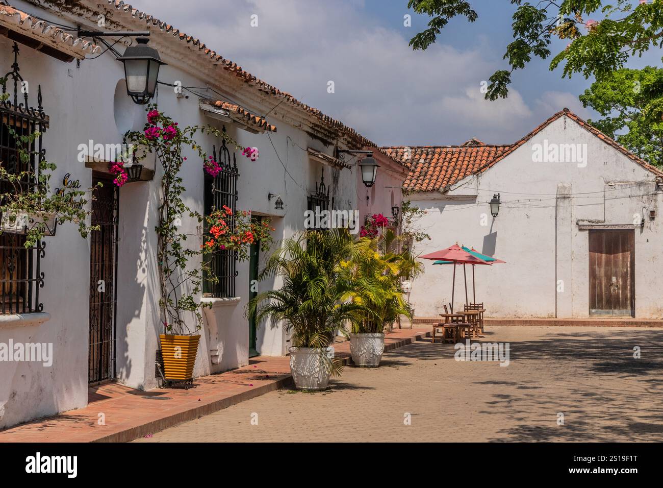 Colonial houses in Santa Cruz de Mompox, Colombia Stock Photo - Alamy