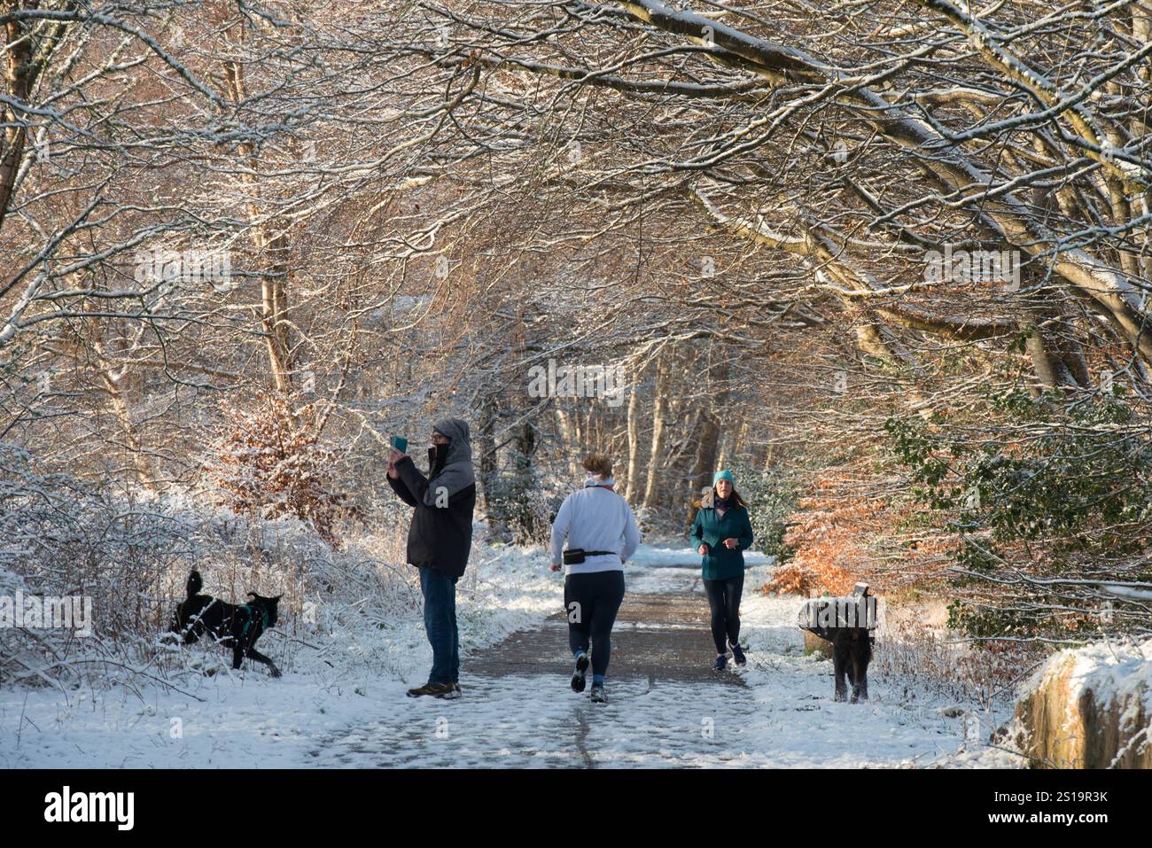 UK Weather Scotland. Runners exercising on the Deeside Way in Aberdeen ...