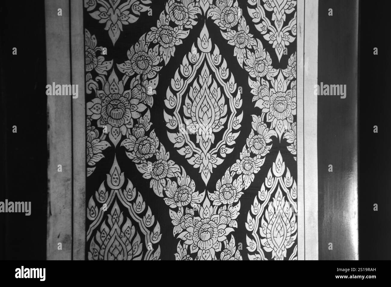 Thai painting on the wall background and texture Stock Photo - Alamy