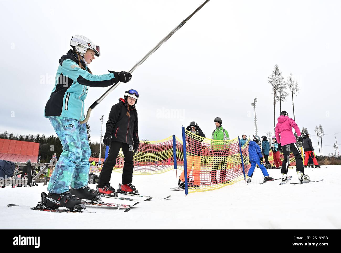 Cejle, Czech Republic. 02nd Jan, 2025. Skiers, snowboaders enjoy skiing ...