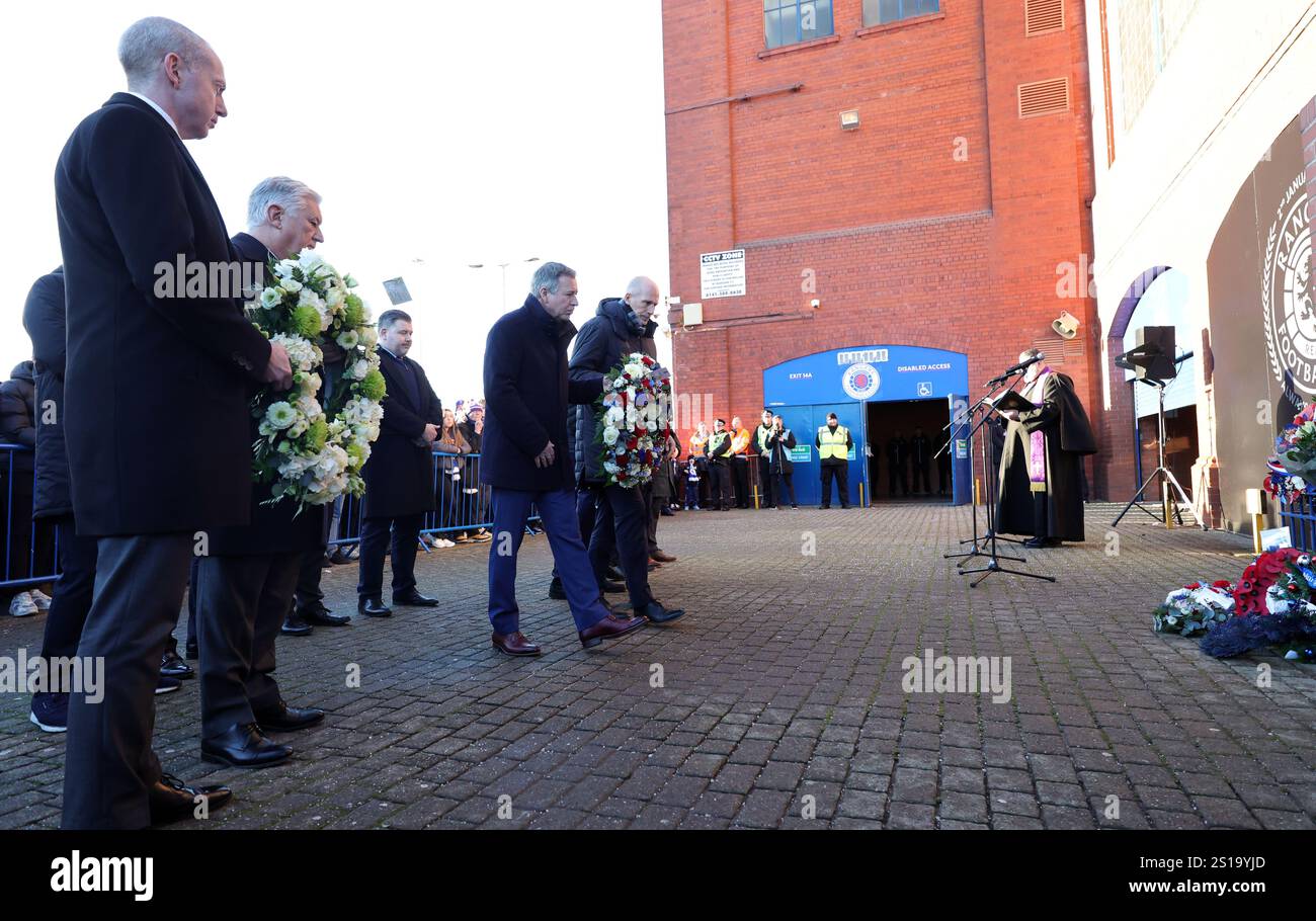 Rangers manager Philippe Clement and Chairman Fraser Thornton lay a ...