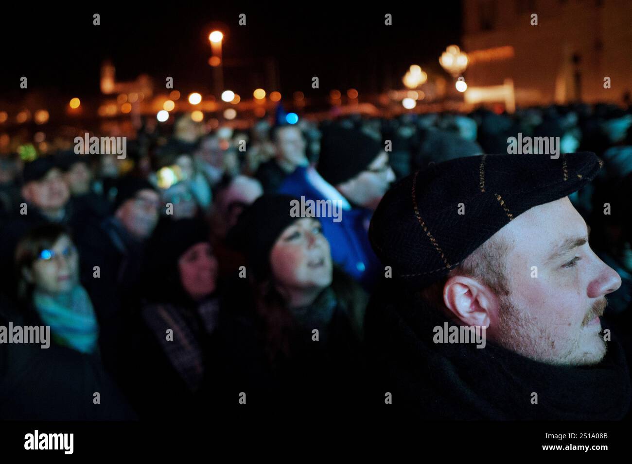 Trani, Italy. 31st Dec, 2024. People arrive in Piazza Quercia (Oak ...