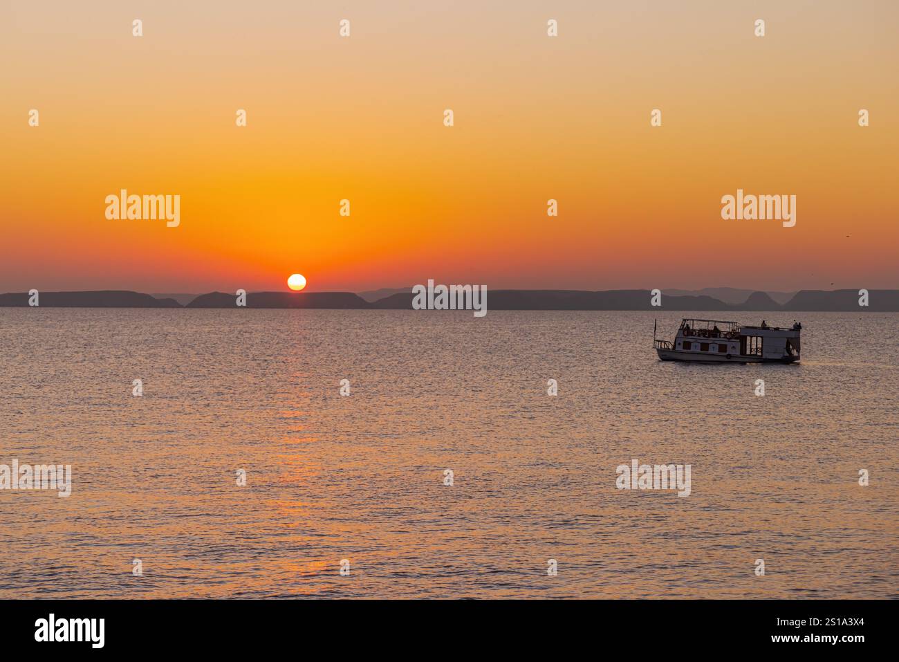 Beautiful Sunrise View On Lake Nasser, Egypt Stock Photo - Alamy