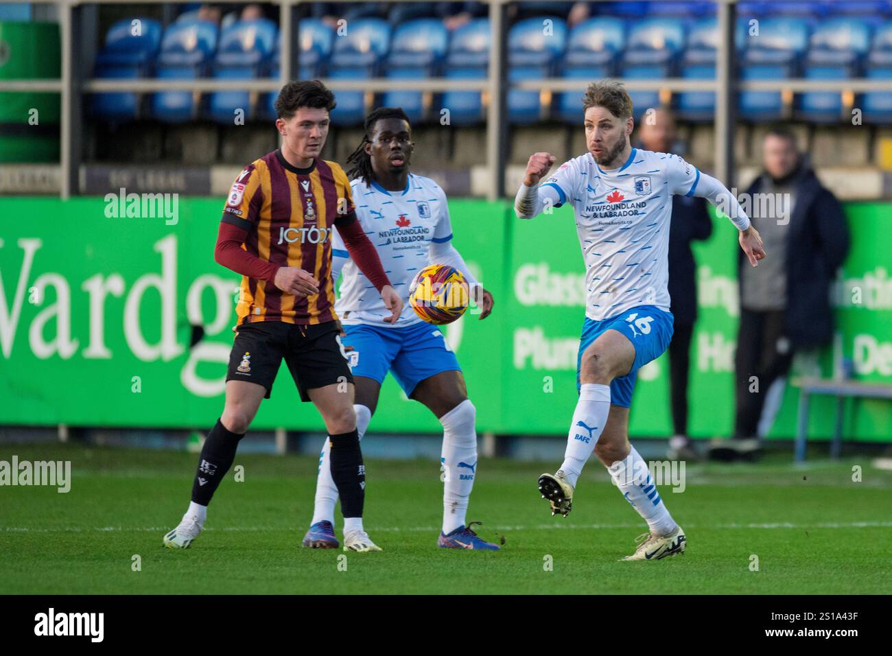 Barrow vs bradford city hi-res stock photography and images - Alamy
