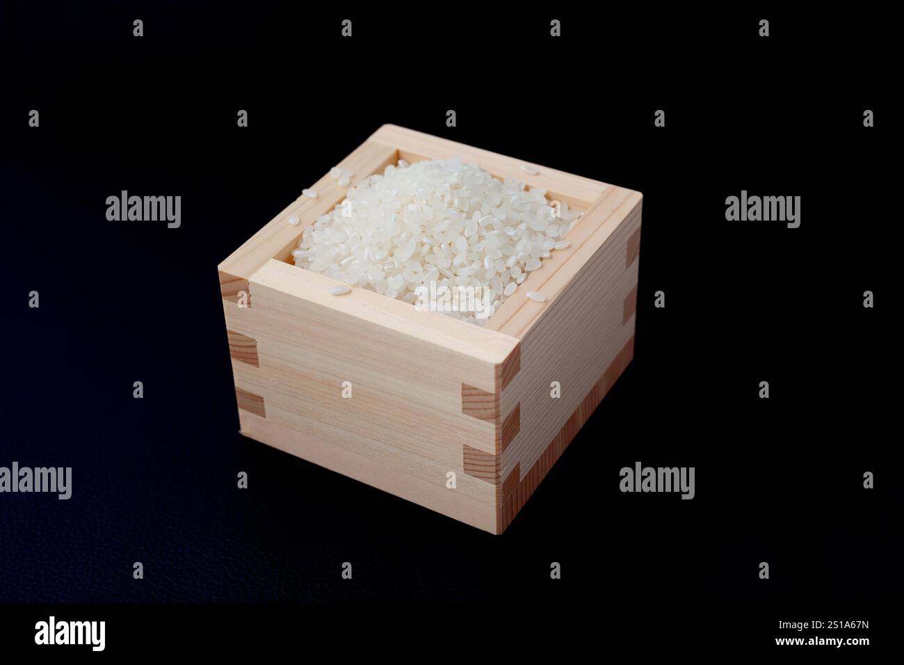 Raw rice hi-res stock photography and images - Alamy