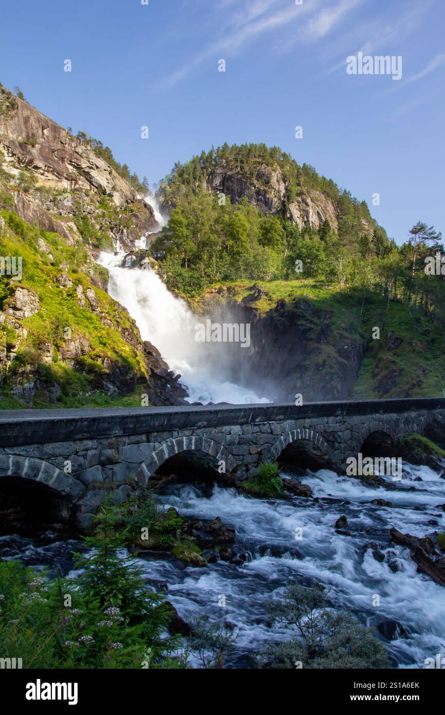 Powerful waterfall plunges rocky hi-res stock photography and images ...