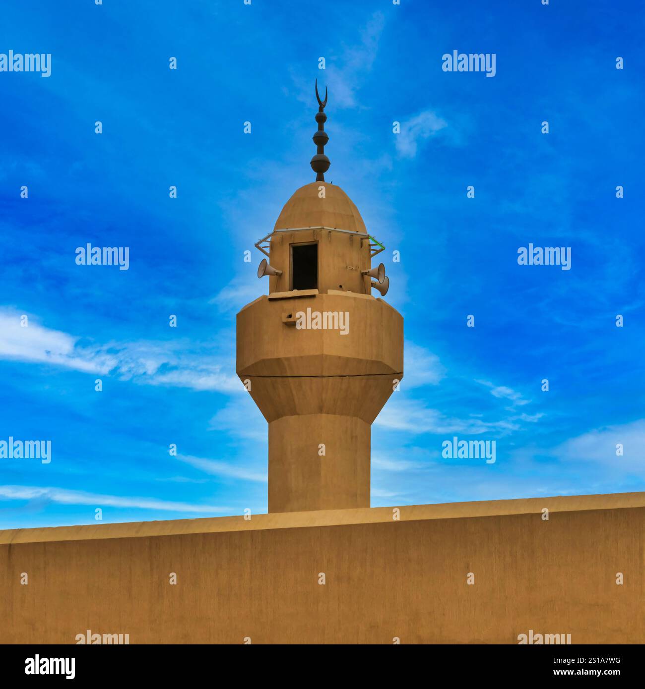 Minaret designs hi-res stock photography and images - Alamy