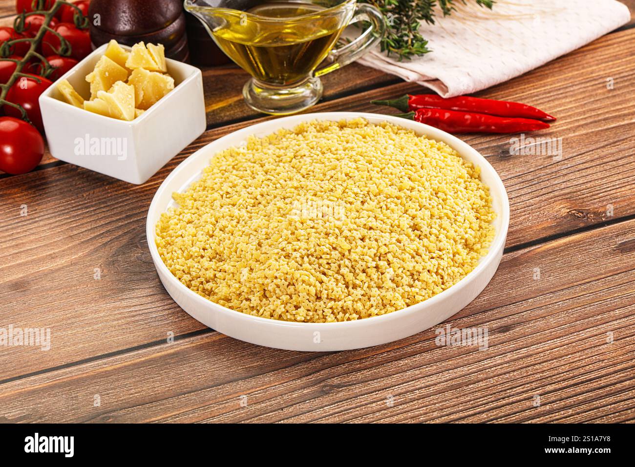 Italian cuisine - dry stelline pasta for bowl Stock Photo - Alamy