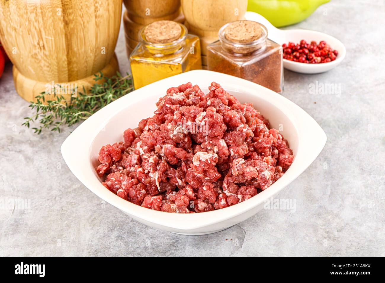 Homemade Raw beef minced meat for cooking Stock Photo - Alamy
