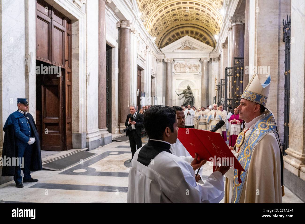 Rome, Italy. 1st Jan, 2025. Cardinal Rolandas Makrickas leads the ...