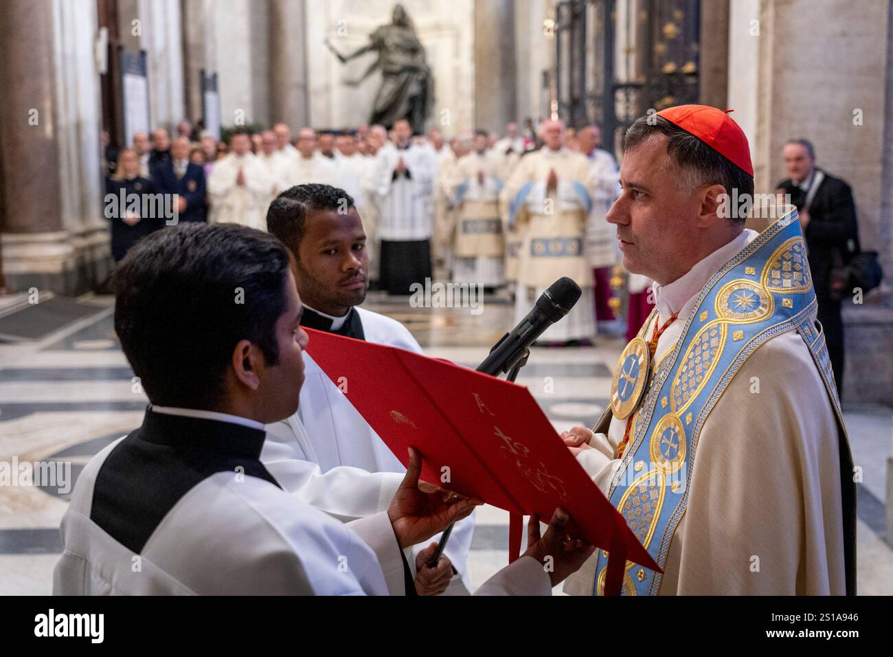 Rome, Italy. 01st Jan, 2025. Cardinal Rolandas Makrickas leads the ...
