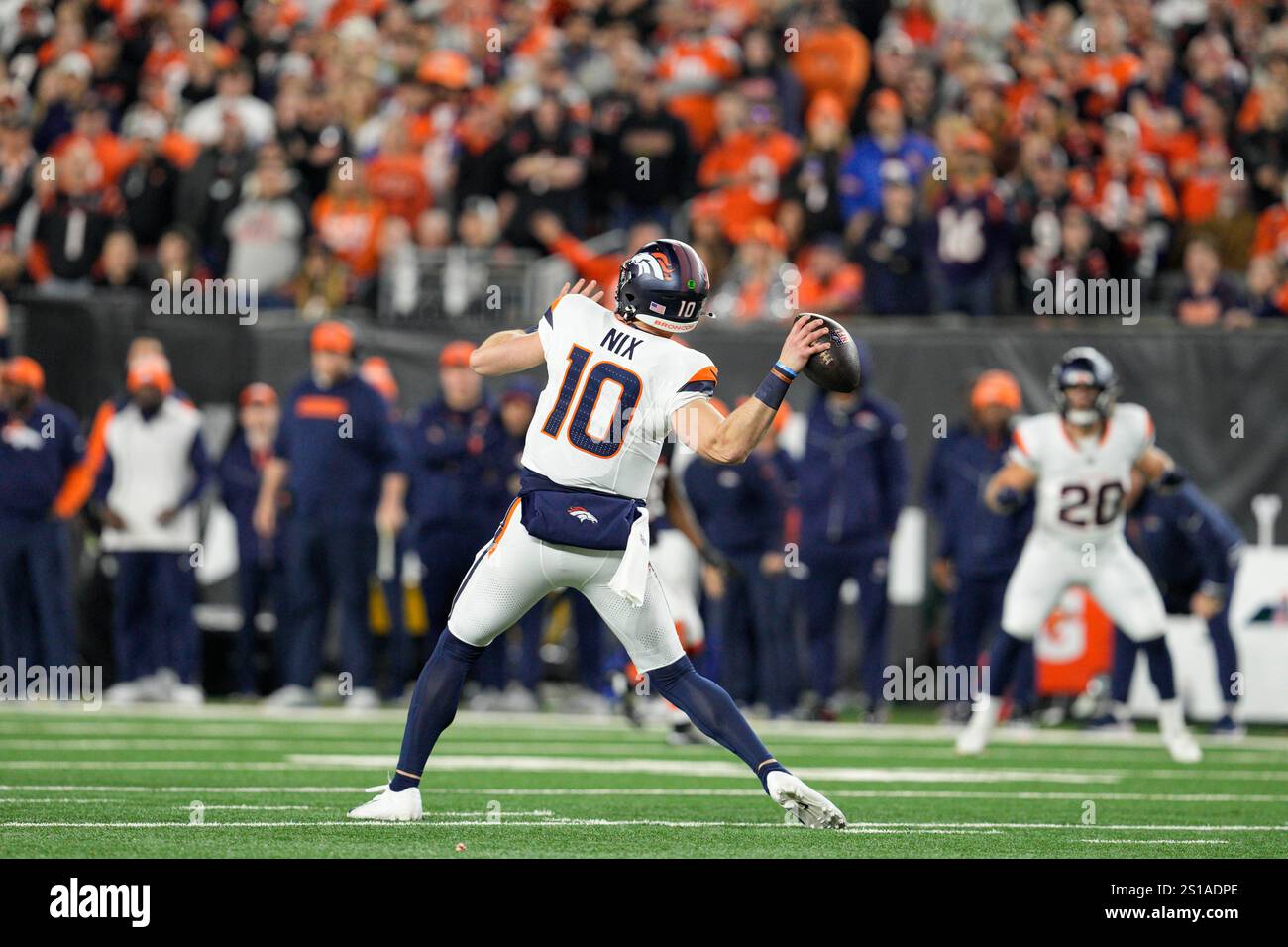 Denver Broncos quarterback Bo Nix (10) looks to throw a touchdown pass ...