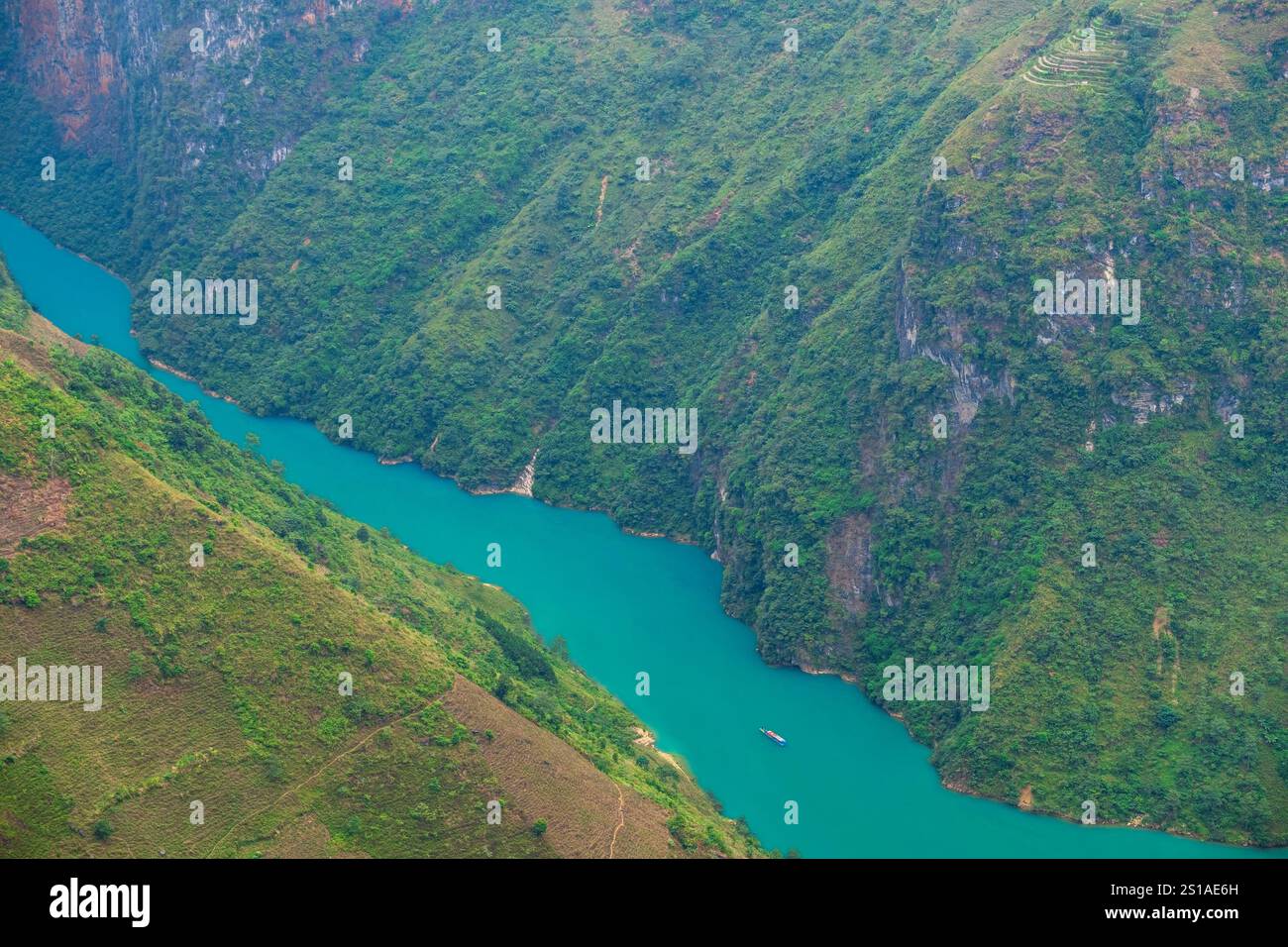 Vietnam, Ha Giang Province, Dong Van Karst Plateau Geopark, Meo Vac ...