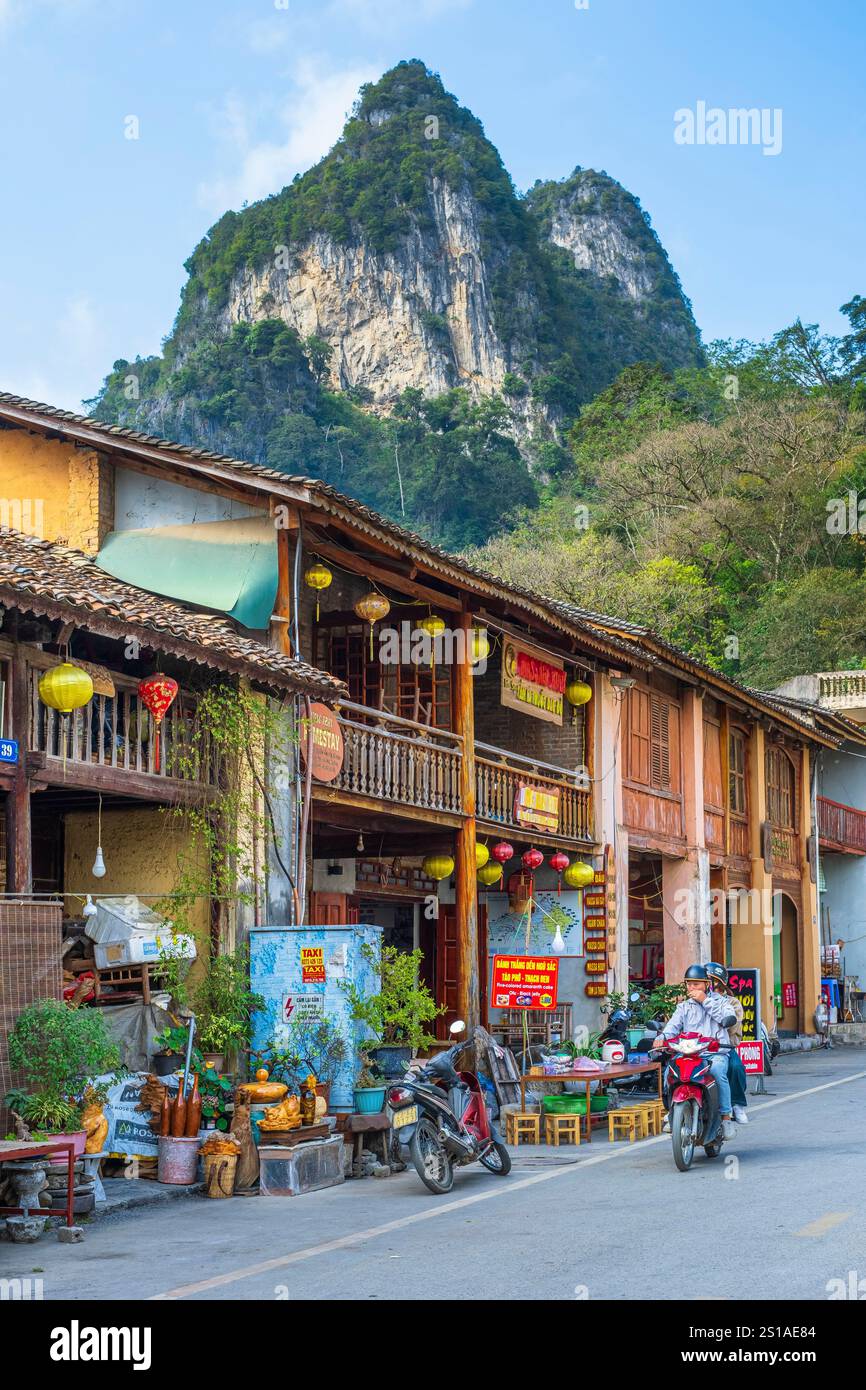 Vietnam, Ha Giang Province, Dong Van Karst Plateau Geopark, Dong Van ...