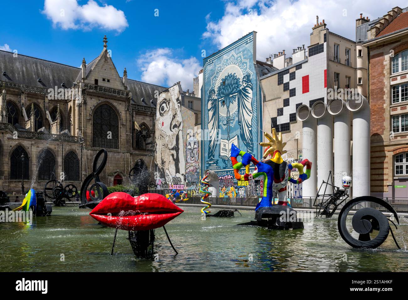 France, Paris, Les Halles Beaubourg district, the Stravinsky fountain ...