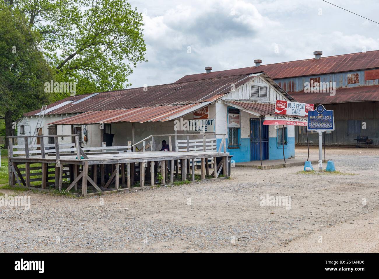 United States, Mississippi, Bentonia, the Blue Front Cafe juke joint ...