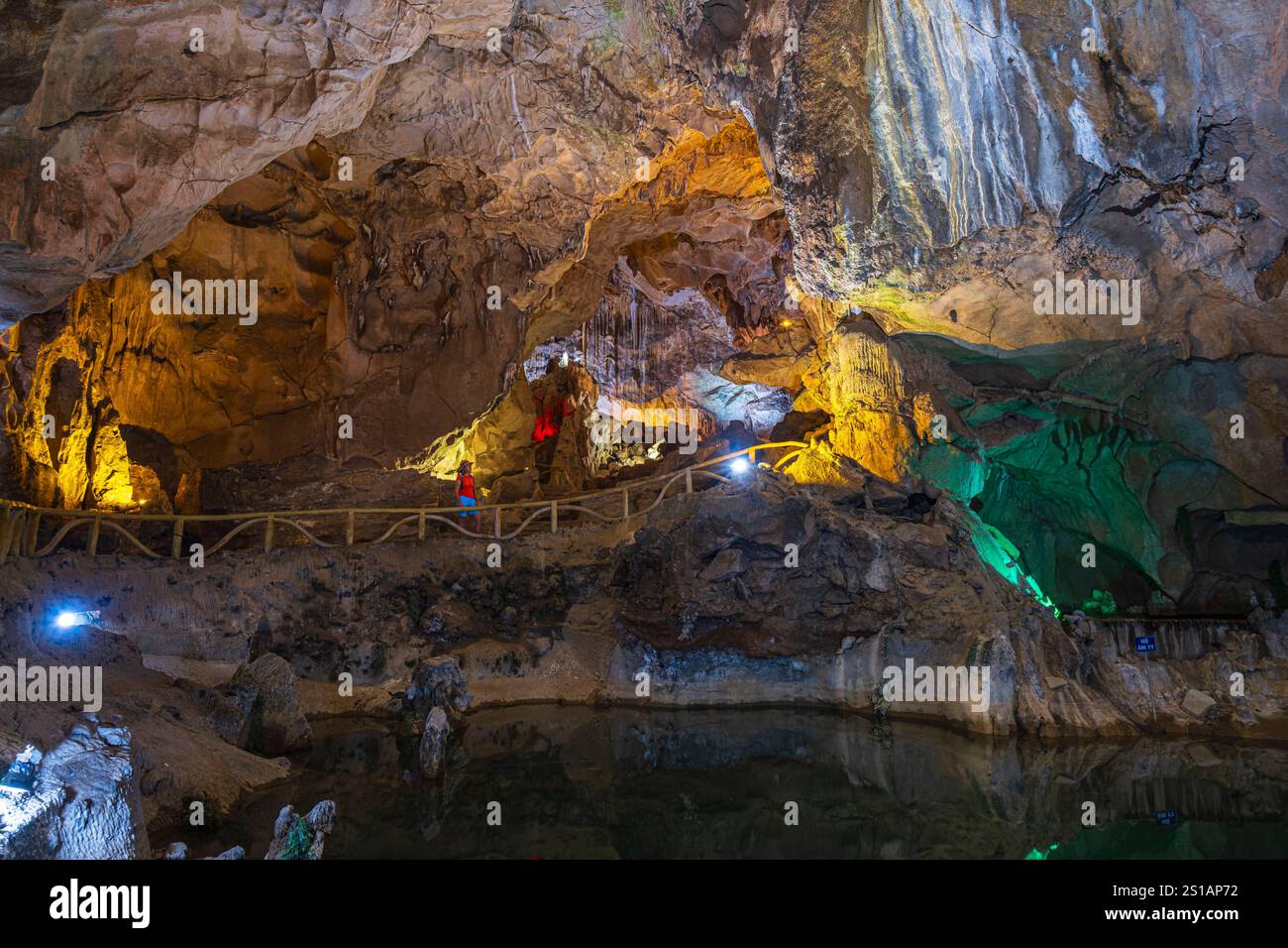 Vietnam, Lang Son province, city of Lang Son, Tam Thanh Buddhist cave ...