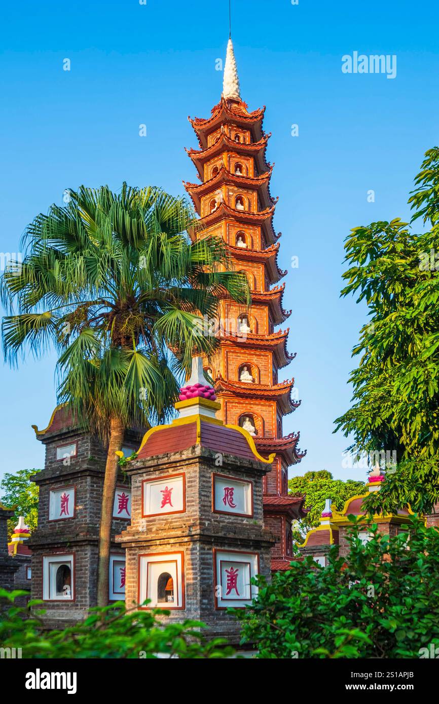 Vietnam, Hanoi, Tay Ho district, Tran Quoc Pagoda, the oldest Buddhist ...