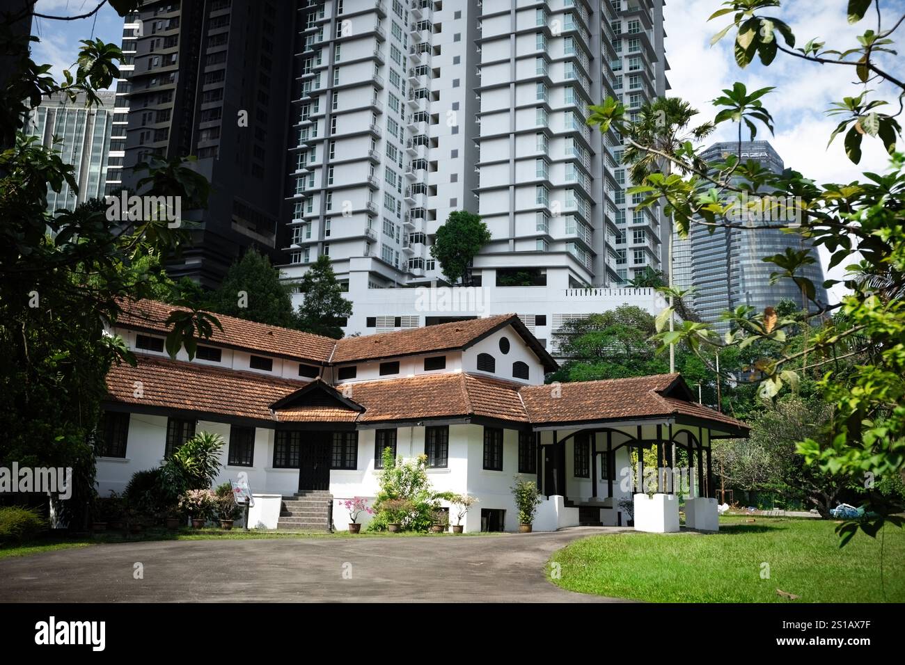 Old historical house in Kuala Lumpur downtown Malaysia Stock Photo - Alamy