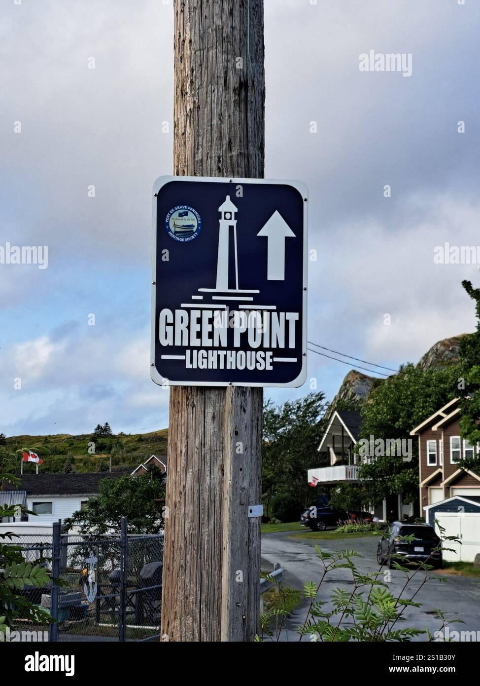 Directional sign to Green Point Lighthouse in Port de Grave ...